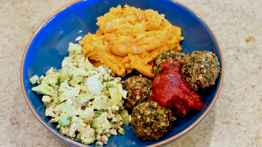 Episode 36 - Holiday Feast | Well Your World